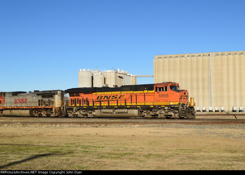 BNSF 6956